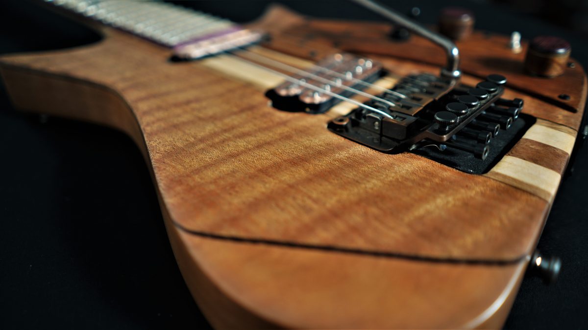 SB4.1 Front3 – SBC Guitars